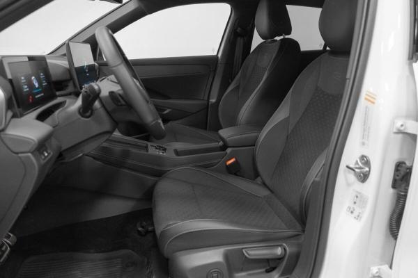 Volkswagen T-Roc 2026 Viļņa vietnē Dzeltens Volkswagen T-Roc 2026 Viļņa, ar dzinēja tilpumu 1.50 L un nobraukumu 12 tūkst. km par 35500 €, foto 6 vietnē AUTOMOTO.COM.LV