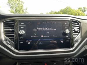 Желтый Фольксваген Ти-Рок 2019 в Огре, объемом двигателя 1.50 л и пробегом 123 тыс. км за 16700 €, фото 19 на AUTOMOTO.COM.LV