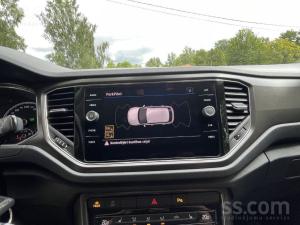 Желтый Фольксваген Ти-Рок 2019 в Огре, объемом двигателя 1.50 л и пробегом 123 тыс. км за 16700 €, фото 22 на AUTOMOTO.COM.LV