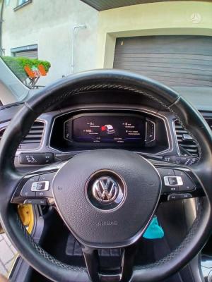 Dzeltens Volkswagen T-Roc 2020 Šauļi, ar dzinēja tilpumu 1.50 L un nobraukumu 110 tūkst. km par 16900 €, foto 14 vietnē AUTOMOTO.COM.LV