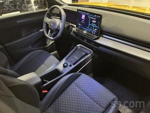 Dzeltens Volkswagen T-Roc 2026 Valmiera, ar dzinēja tilpumu 1.50 L un nobraukumu 5 tūkst. km par 36900 €, foto 9 vietnē AUTOMOTO.COM.LV