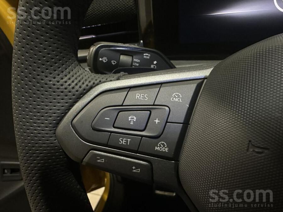 Dzeltens Volkswagen T-Roc 2026 Valmiera, ar dzinēja tilpumu 1.50 L un nobraukumu 5 tūkst. km par 36900 €, foto 15 vietnē AUTOMOTO.COM.LV