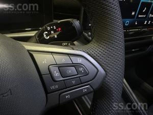 Dzeltens Volkswagen T-Roc 2026 Valmiera, ar dzinēja tilpumu 1.50 L un nobraukumu 5 tūkst. km par 36900 €, foto 16 vietnē AUTOMOTO.COM.LV