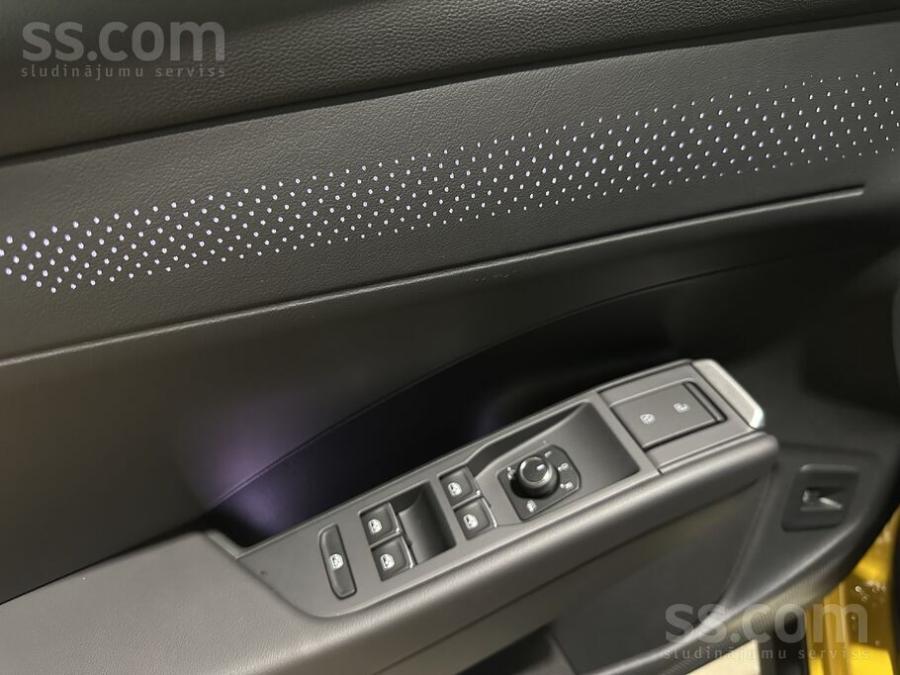 Dzeltens Volkswagen T-Roc 2026 Valmiera, ar dzinēja tilpumu 1.50 L un nobraukumu 5 tūkst. km par 36900 €, foto 17 vietnē AUTOMOTO.COM.LV