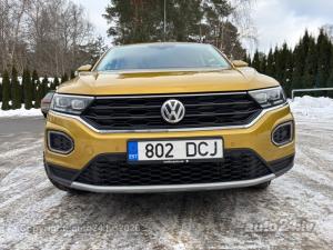 Dzeltens Volkswagen T-Roc 2019 Tallina, ar dzinēja tilpumu 2.00 L un nobraukumu 136 tūkst. km par 16000 €, foto 6 vietnē AUTOMOTO.COM.LV