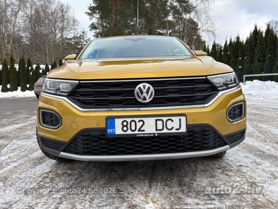 Dzeltens Volkswagen T-Roc 2019 Tallina, ar dzinēja tilpumu 2.00 L un nobraukumu 136 tūkst. km par 16000 €, foto 6 vietnē AUTOMOTO.COM.LV