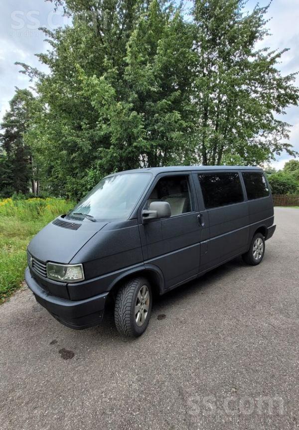 Black Volkswagen T4 1995 in Riga, with an engine capacity of 1.90 L and mileage of 573 thousand km for 4390 €, photo 7 on AUTOMOTO.COM.LV