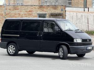 Черный Фольксваген Т4 2000 в Рига, объемом двигателя 1.90 л и пробегом 409 тыс. км за 3150 €, фото 6 на AUTOMOTO.COM.LV
