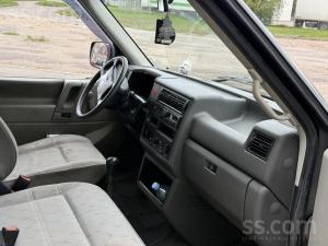 Черный Фольксваген Т4 2000 в Рига, объемом двигателя 1.90 л и пробегом 409 тыс. км за 3150 €, фото 11 на AUTOMOTO.COM.LV
