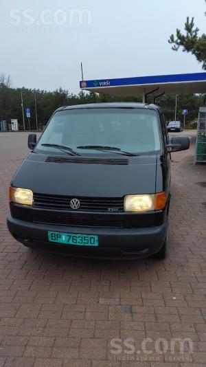 Black Volkswagen T4 2002 in Ventspils, with an engine capacity of 2.50 L and mileage of 340 thousand km for 4200 €, photo 22 on AUTOMOTO.COM.LV