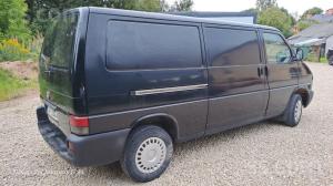 Melns Volkswagen T4 2002 Rēzekne, ar dzinēja tilpumu 2.50 L un nobraukumu 434 tūkst. km par 2500 €, foto 6 vietnē AUTOMOTO.COM.LV