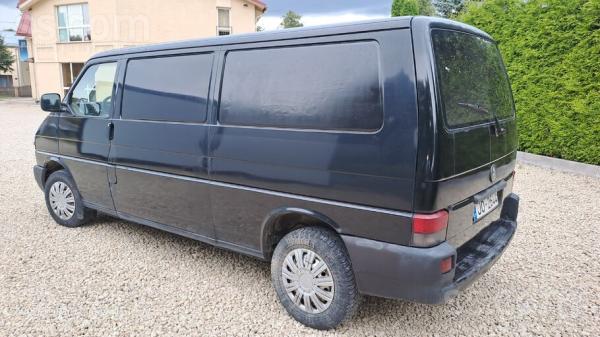 Black Volkswagen T4 2002 in Rezekne, with an engine capacity of 2.50 L and mileage of 434 thousand km for 2500 €, photo 7 on AUTOMOTO.COM.LV