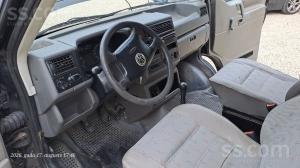 Melns Volkswagen T4 2002 Rēzekne, ar dzinēja tilpumu 2.50 L un nobraukumu 434 tūkst. km par 2500 €, foto 14 vietnē AUTOMOTO.COM.LV