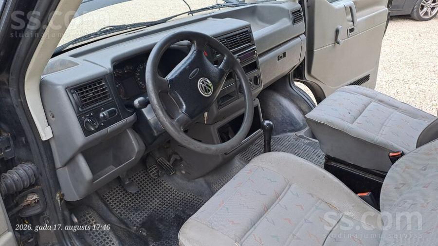 Melns Volkswagen T4 2002 Rēzekne, ar dzinēja tilpumu 2.50 L un nobraukumu 434 tūkst. km par 2500 €, foto 14 vietnē AUTOMOTO.COM.LV