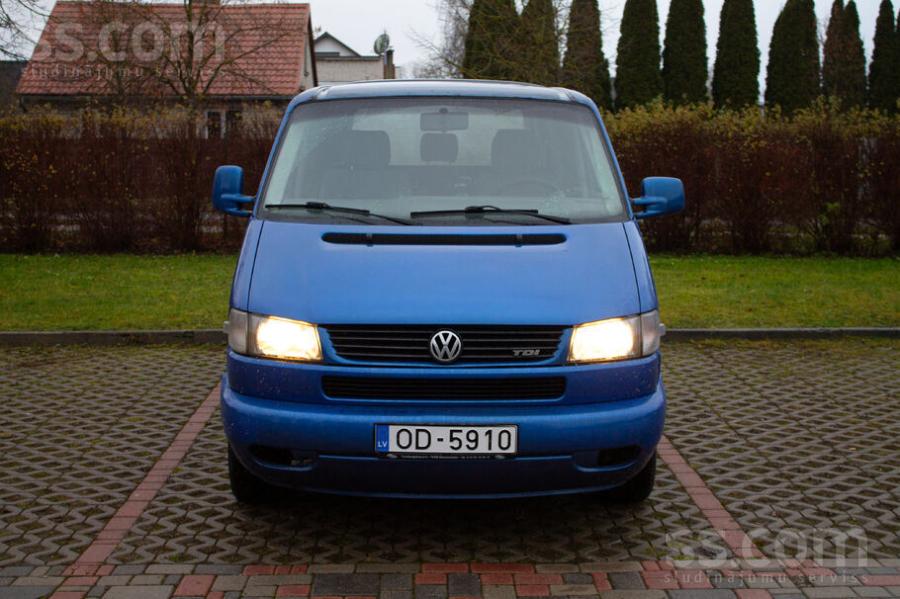 Blue Volkswagen T4 1997 in Jelgava, with an engine capacity of 2.50 L and mileage of 496 thousand km for 4390 €, photo 20 on AUTOMOTO.COM.LV
