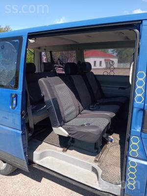 Zils Volkswagen T4 1999 Daugavpils, ar dzinēja tilpumu 2.50 L un nobraukumu 680 tūkst. km par 2050 €, foto 4 vietnē AUTOMOTO.COM.LV