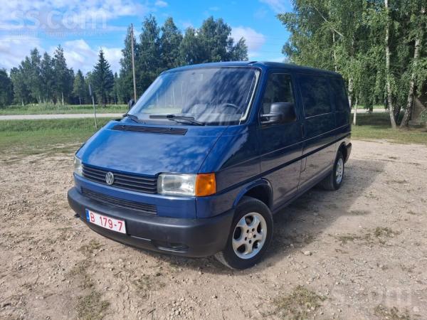 Zils Volkswagen T4 2000 Tukums, ar dzinēja tilpumu 1.90 L un nobraukumu 473 tūkst. km par 4490 €, foto 1 vietnē AUTOMOTO.COM.LV