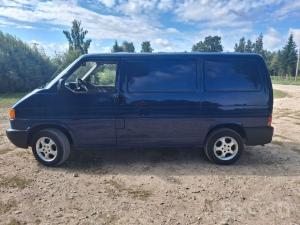 Blue Volkswagen T4 2000 in Tukums, with an engine capacity of 1.90 L and mileage of 473 thousand km for 4490 €, photo 6 on AUTOMOTO.COM.LV