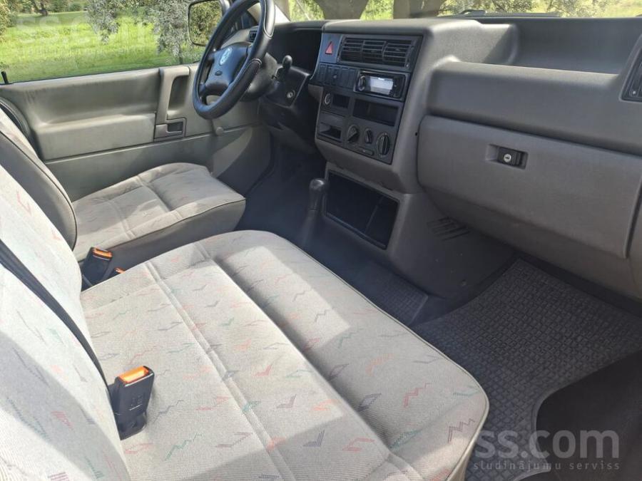 Blue Volkswagen T4 2000 in Tukums, with an engine capacity of 1.90 L and mileage of 473 thousand km for 4490 €, photo 11 on AUTOMOTO.COM.LV
