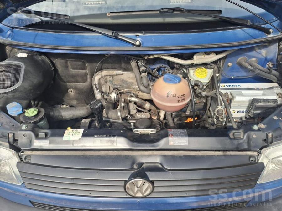 Blue Volkswagen T4 2000 in Tukums, with an engine capacity of 1.90 L and mileage of 473 thousand km for 4490 €, photo 13 on AUTOMOTO.COM.LV