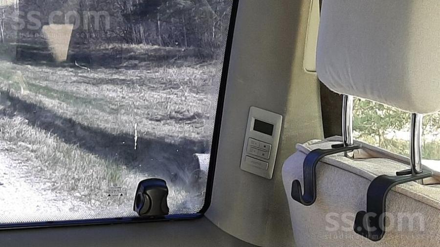 Zils Volkswagen T4 2001 Rīga, ar dzinēja tilpumu 2.50 L un nobraukumu 470 tūkst. km par 6500 €, foto 6 vietnē AUTOMOTO.COM.LV