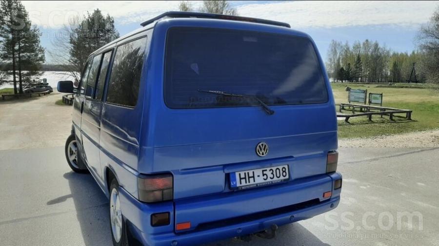 Zils Volkswagen T4 2001 Rīga, ar dzinēja tilpumu 2.50 L un nobraukumu 470 tūkst. km par 6500 €, foto 8 vietnē AUTOMOTO.COM.LV
