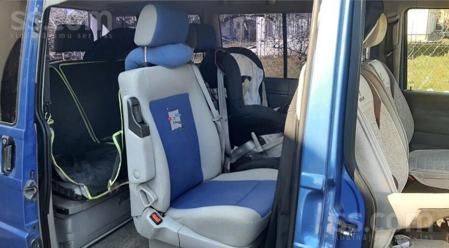 Zils Volkswagen T4 2001 Rīga, ar dzinēja tilpumu 2.50 L un nobraukumu 470 tūkst. km par 6500 €, foto 9 vietnē AUTOMOTO.COM.LV