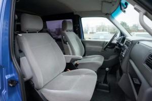 Zils Volkswagen T4 2001 Liepāja, ar dzinēja tilpumu 2.50 L un nobraukumu 331 tūkst. km par 6500 €, foto 15 vietnē AUTOMOTO.COM.LV