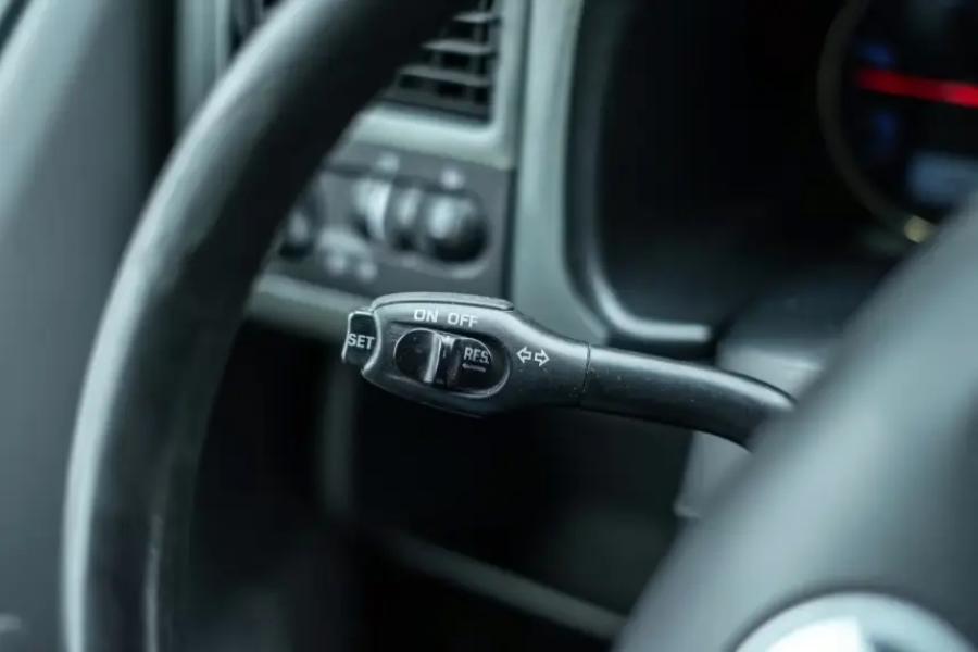 Zils Volkswagen T4 2001 Liepāja, ar dzinēja tilpumu 2.50 L un nobraukumu 331 tūkst. km par 6500 €, foto 23 vietnē AUTOMOTO.COM.LV