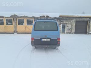 Zils Volkswagen T4 2003 Madona, ar dzinēja tilpumu 2.50 L un nobraukumu 506 tūkst. km par 2000 €, foto 6 vietnē AUTOMOTO.COM.LV