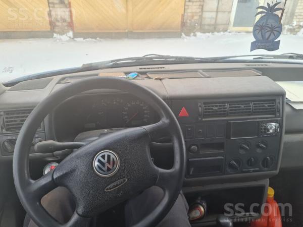 Zils Volkswagen T4 2003 Madona, ar dzinēja tilpumu 2.50 L un nobraukumu 506 tūkst. km par 2000 €, foto 6 vietnē AUTOMOTO.COM.LV