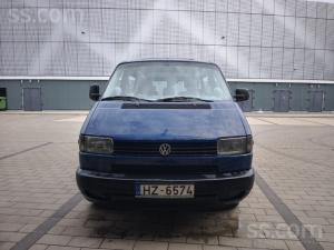 Синий Фольксваген Т4 1999 в Рига, объемом двигателя 2.50 л и пробегом 461 тыс. км за 2900 €, фото 3 на AUTOMOTO.COM.LV