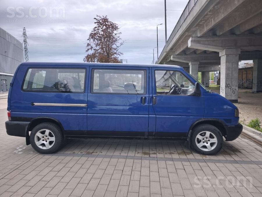 Синий Фольксваген Т4 1999 в Рига, объемом двигателя 2.50 л и пробегом 461 тыс. км за 2900 €, фото 5 на AUTOMOTO.COM.LV