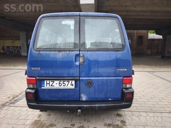 Blue Volkswagen T4 1999 in Riga, with an engine capacity of 2.50 L and mileage of 461 thousand km for 2900 €, photo 6 on AUTOMOTO.COM.LV