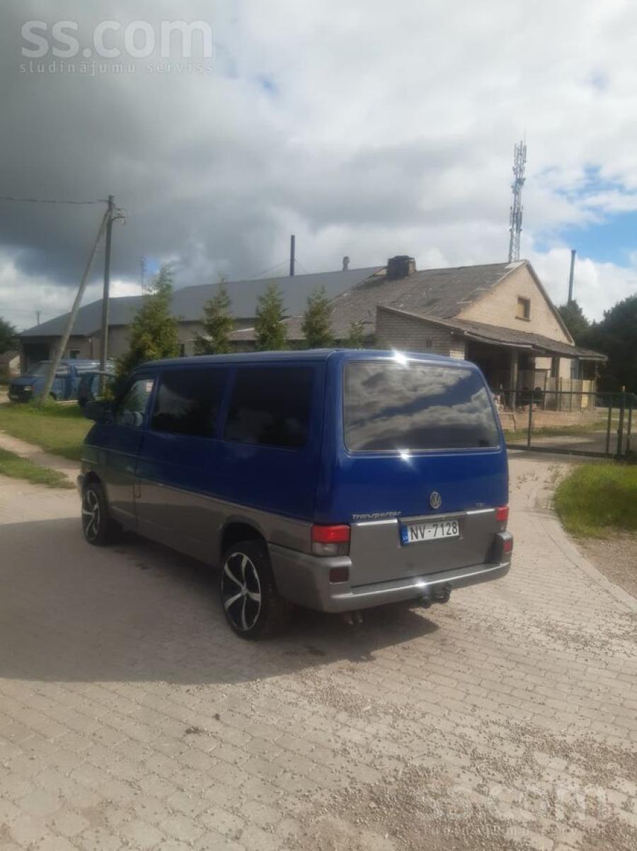 Zils Volkswagen T4 2002 Tukums, ar dzinēja tilpumu 2.50 L un nobraukumu 467 tūkst. km par 5500 €, foto 5 vietnē AUTOMOTO.COM.LV