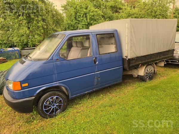 Синий Фольксваген Т4 1997 в Лимбажи, объемом двигателя 2.40 л и пробегом 357 тыс. км за 800 €, фото 2 на AUTOMOTO.COM.LV
