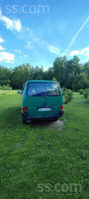 Zaļš Volkswagen T4 1997 Jelgava, ar dzinēja tilpumu 1.90 L un nobraukumu 341 tūkst. km par 1700 €, foto 4 vietnē AUTOMOTO.COM.LV