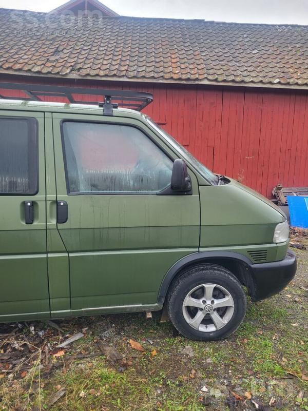 Zaļš Volkswagen T4 1998 Valka, ar dzinēja tilpumu 2.50 L un nobraukumu 497 tūkst. km par 8000 €, foto 9 vietnē AUTOMOTO.COM.LV
