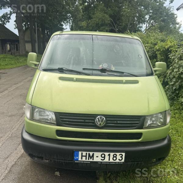 Zaļš Volkswagen T4 1998 Daugavpils, ar dzinēja tilpumu 2.50 L un nobraukumu 503 tūkst. km par 2500 €, foto 1 vietnē AUTOMOTO.COM.LV