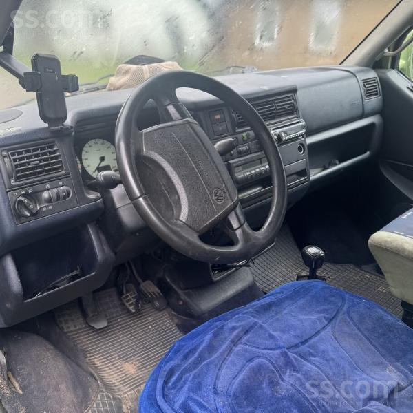 Zaļš Volkswagen T4 1998 Daugavpils, ar dzinēja tilpumu 2.50 L un nobraukumu 503 tūkst. km par 2500 €, foto 2 vietnē AUTOMOTO.COM.LV