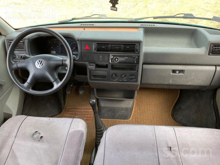 Zaļš Volkswagen T4 1999 Rīga, ar dzinēja tilpumu 2.50 L un nobraukumu 336 tūkst. km par 2490 €, foto 8 vietnē AUTOMOTO.COM.LV