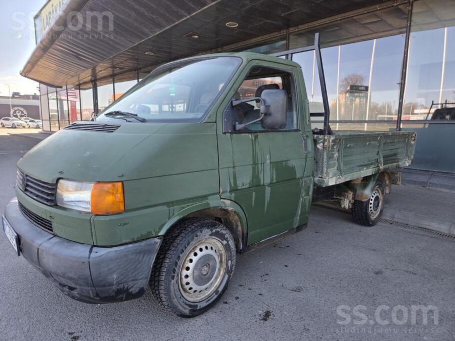 Zaļš Volkswagen T4 1999 Rīga, ar dzinēja tilpumu 2.40 L un nobraukumu 281 tūkst. km par 3000 €, foto 7 vietnē AUTOMOTO.COM.LV