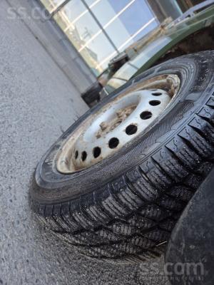 Zaļš Volkswagen T4 1999 Rīga, ar dzinēja tilpumu 2.40 L un nobraukumu 281 tūkst. km par 3000 €, foto 9 vietnē AUTOMOTO.COM.LV