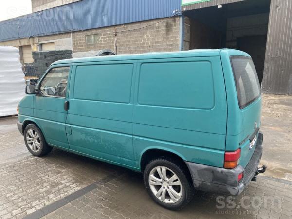 Zaļš Volkswagen T4 2000 Rīga, ar dzinēja tilpumu 1.90 L un nobraukumu 329 tūkst. km par 2950 €, foto 4 vietnē AUTOMOTO.COM.LV