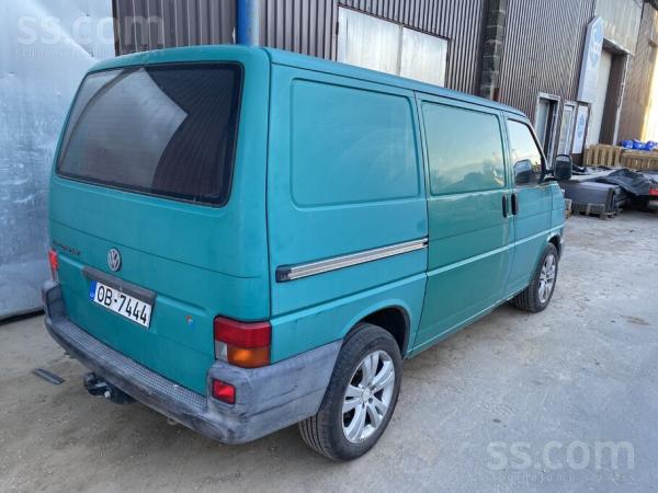 Зеленый Фольксваген Т4 2000 в Рига, объемом двигателя 1.90 л и пробегом 329 тыс. км за 2950 €, фото 10 на AUTOMOTO.COM.LV