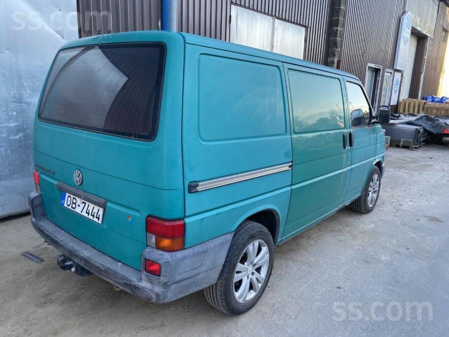 Zaļš Volkswagen T4 2000 Rīga, ar dzinēja tilpumu 1.90 L un nobraukumu 329 tūkst. km par 2950 €, foto 11 vietnē AUTOMOTO.COM.LV