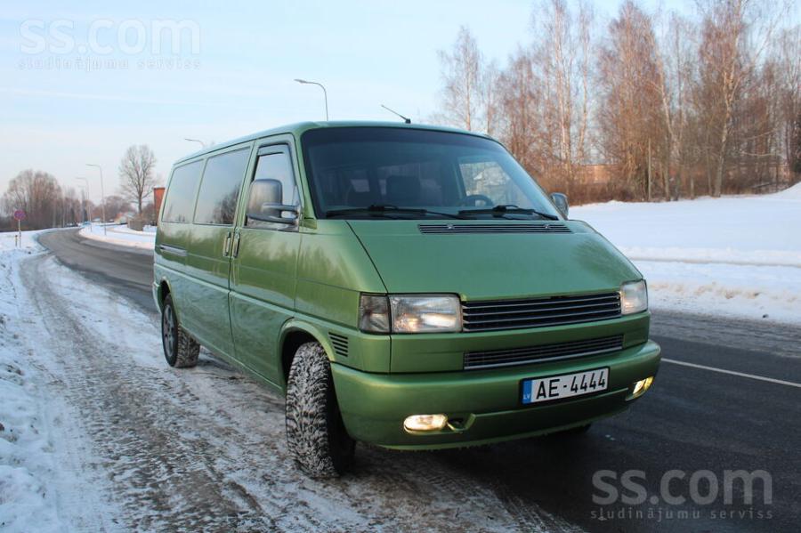 Зеленый Фольксваген Т4 2000 в Рига, объемом двигателя 2.50 л и пробегом 478 тыс. км за 6990 €, фото 4 на AUTOMOTO.COM.LV