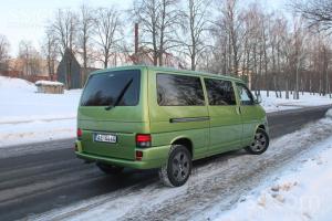 Зеленый Фольксваген Т4 2000 в Рига, объемом двигателя 2.50 л и пробегом 478 тыс. км за 6990 €, фото 6 на AUTOMOTO.COM.LV