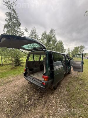 Зеленый Фольксваген Т4 2000 в Елгава, объемом двигателя 2.50 л и пробегом 430 тыс. км за 2650 €, фото 4 на AUTOMOTO.COM.LV