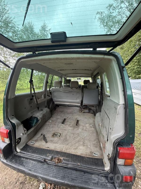Zaļš Volkswagen T4 2000 Jelgava, ar dzinēja tilpumu 2.50 L un nobraukumu 430 tūkst. km par 2650 €, foto 6 vietnē AUTOMOTO.COM.LV